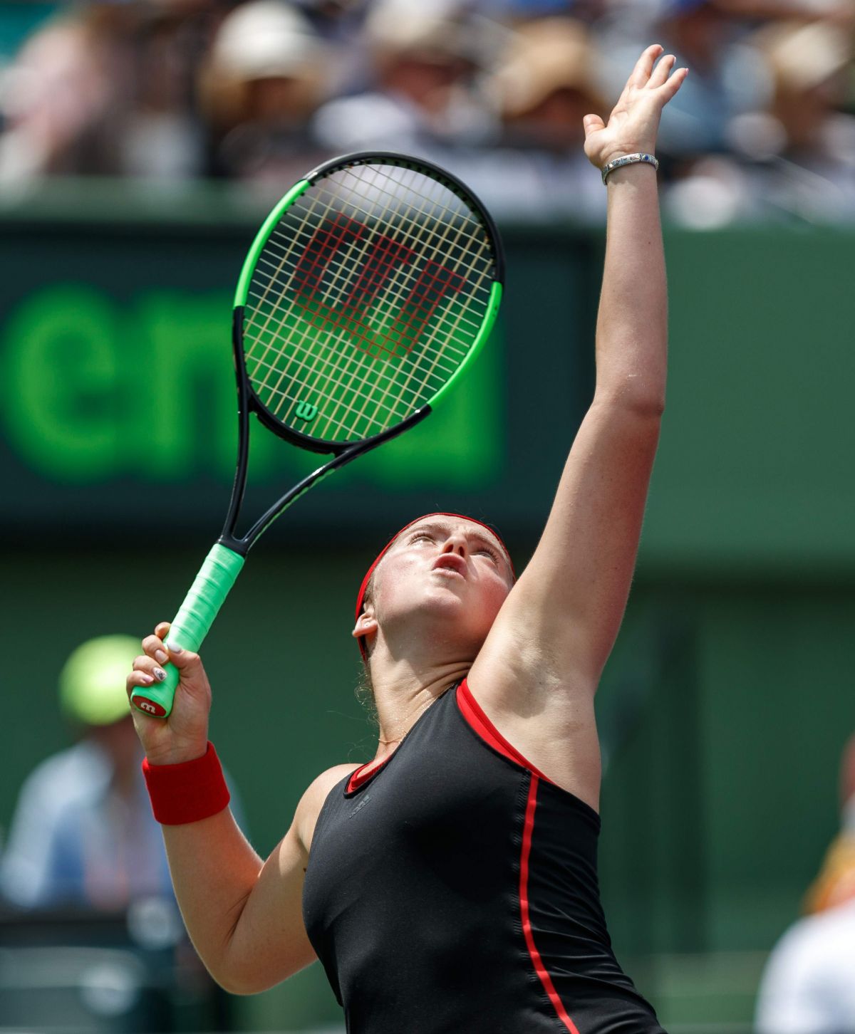 JELENA OSTAPENKO at 2018 Miami Open Final in Key Biscayne 03/31/2018 ...