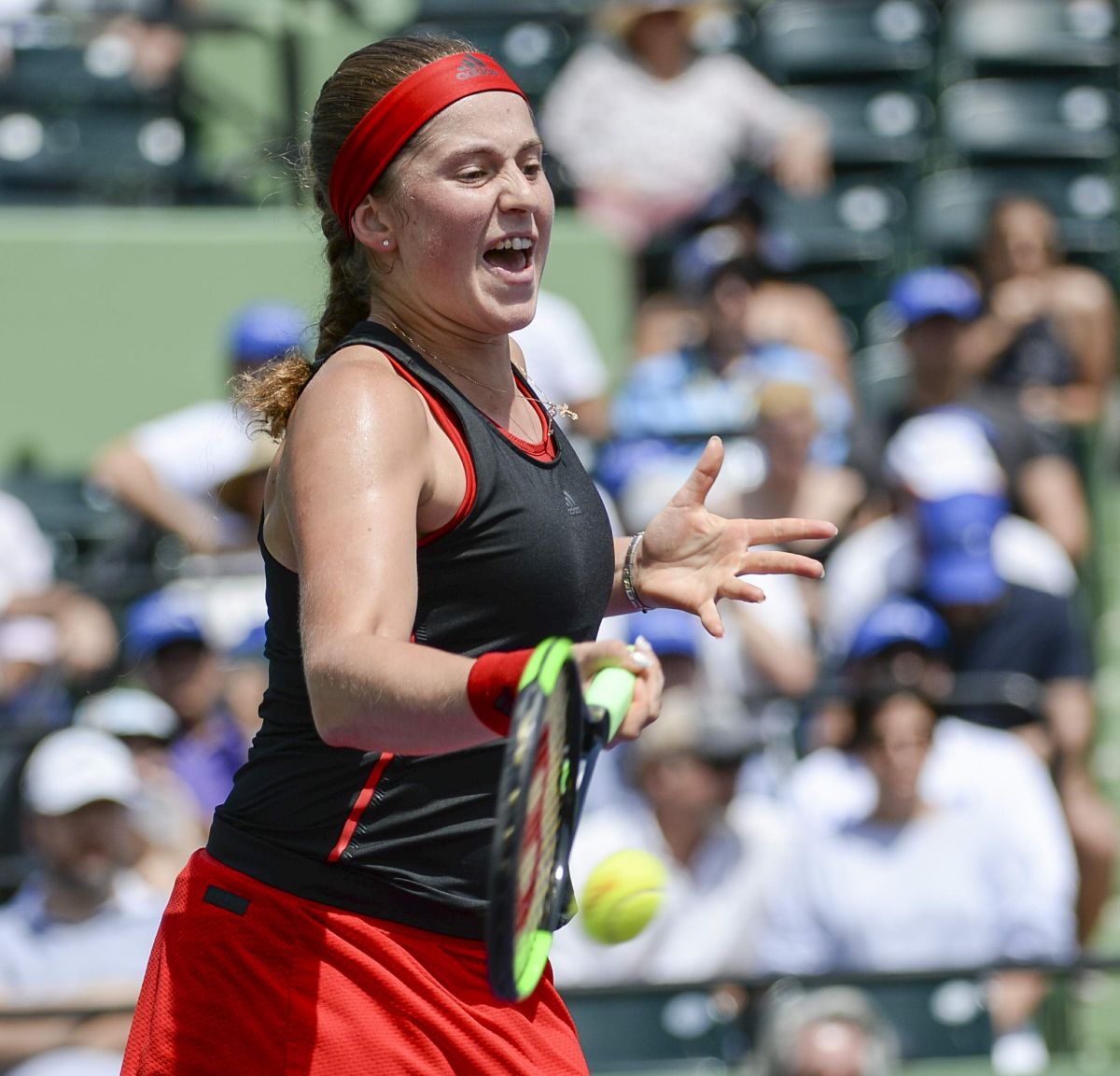 JELENA OSTAPENKO at 2018 Miami Open Final in Key Biscayne 03/31/2018 ...