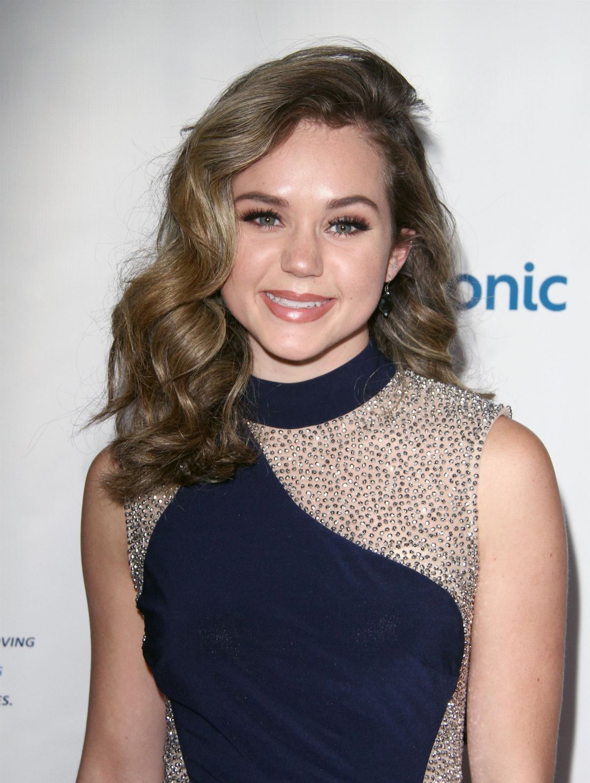 BREC BASSINGER at JDRF 15th Annual Imagine Gala in Beverly Hills 05/12 ...