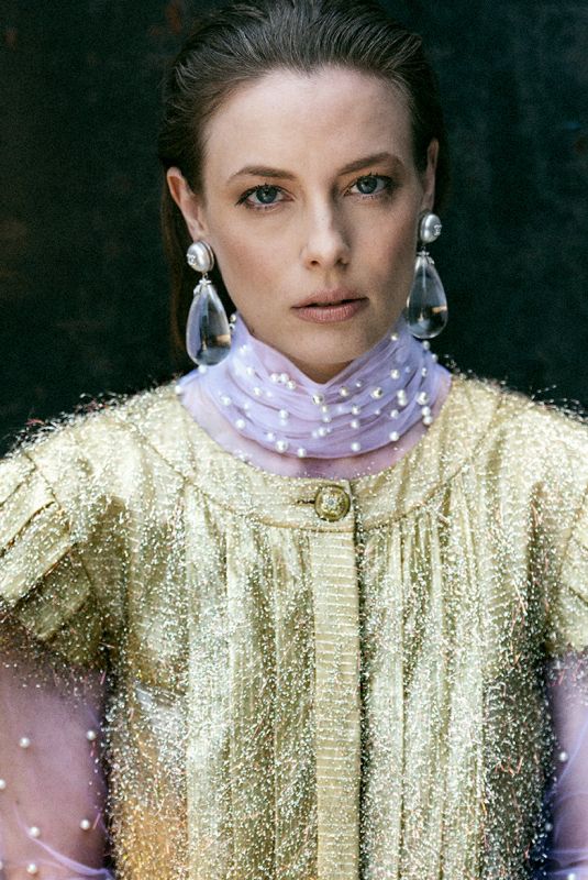 GILLIAN JACOBS for Interview Magazine, May 2018 – HawtCelebs