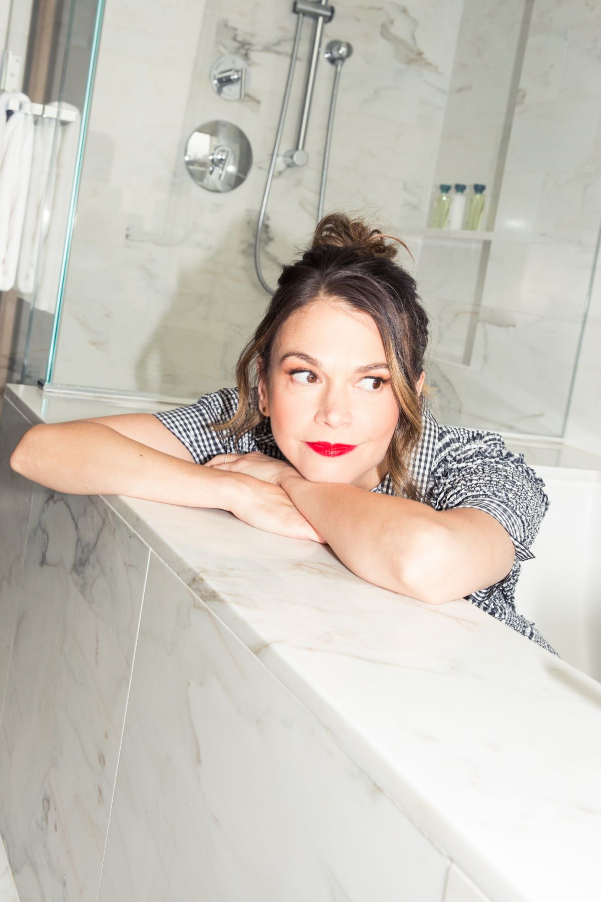 SUTTON FOSTER for Coveteur, 2018 – HawtCelebs