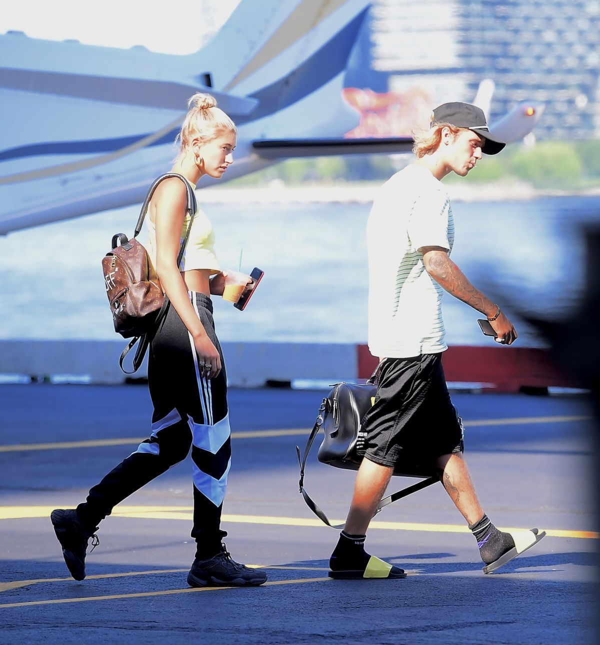 HAILEY BALDWIN and Justin Bieber Boarding a Helicopter in New York 07 ...
