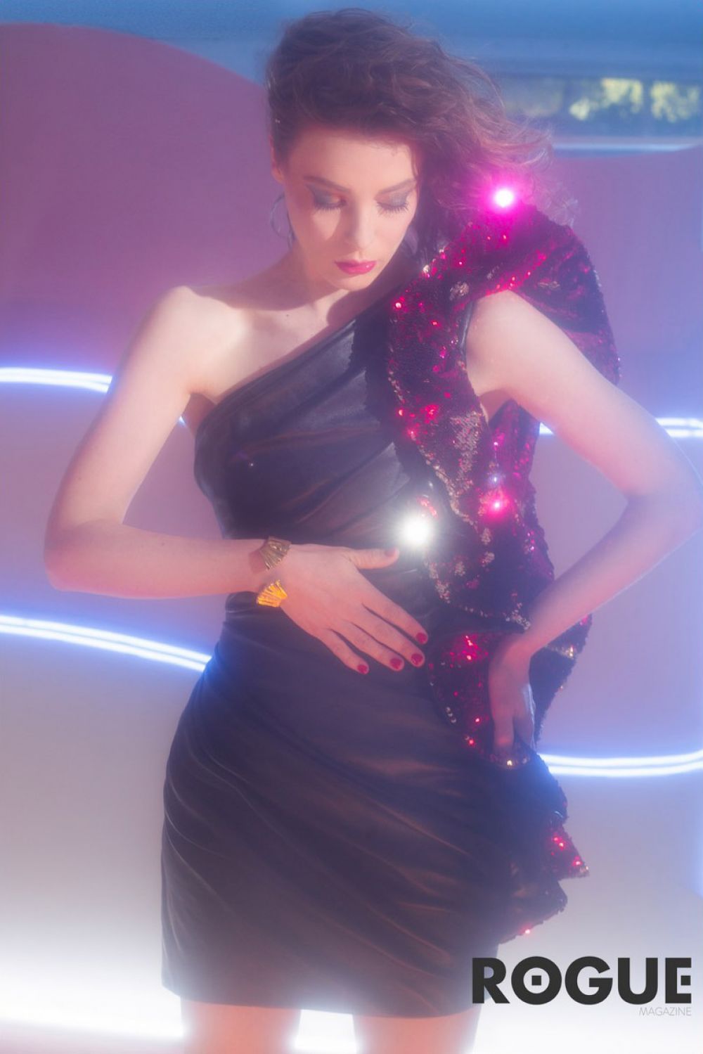 GILLIAN JACOBS for Rogue Magazine, Spring/Summer 2018 – HawtCelebs