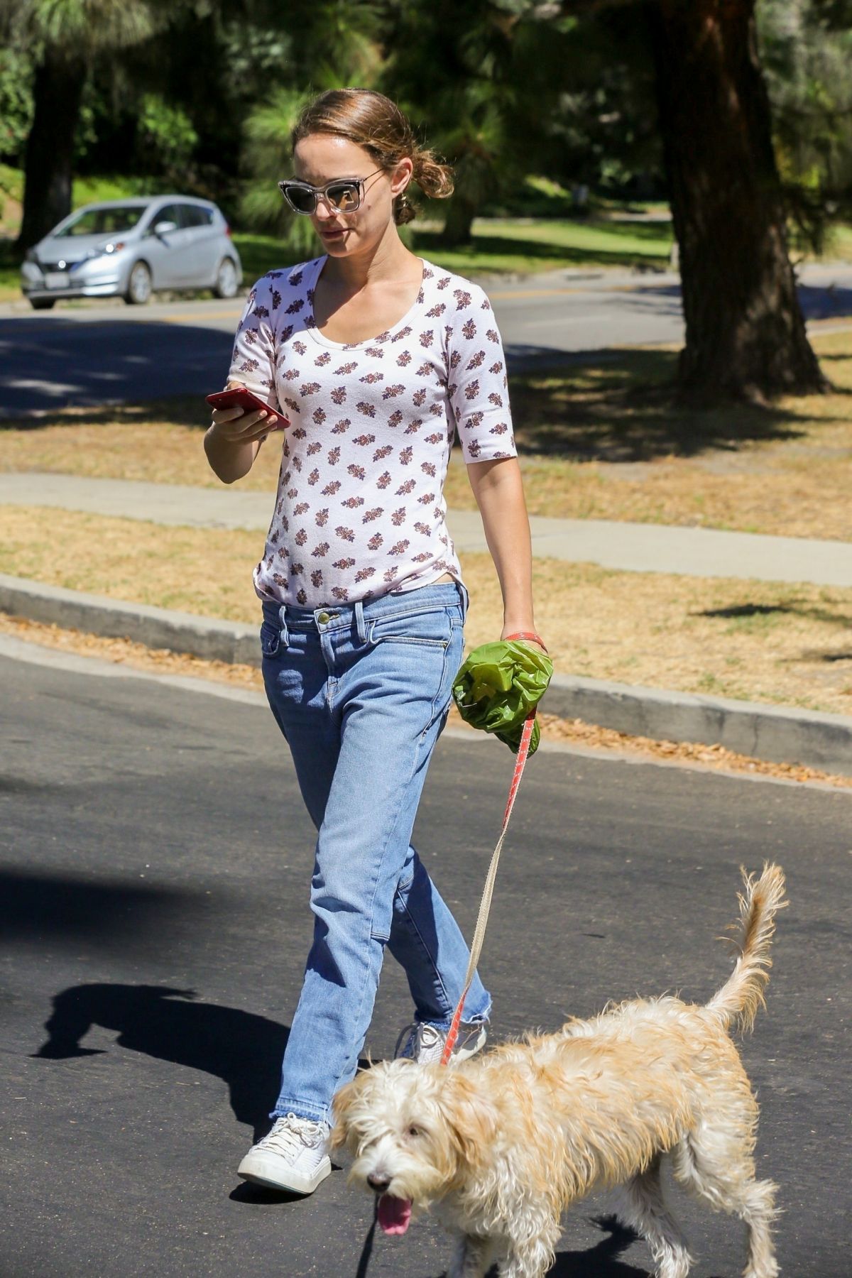 NATALIE PORTMAN Out with Her Dog in Los Feliz 09/17/2018 – HawtCelebs