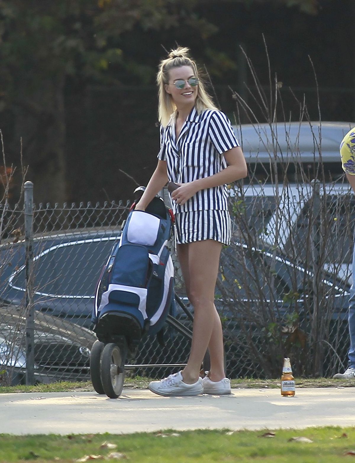 MARGOT ROBBIE Playing Golf in Los Angeles 11/11/2018 – HawtCelebs