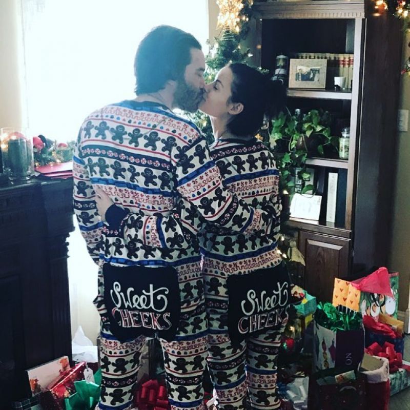 JAIMIE ALEXANDER – Christmas Instagram Picture – HawtCelebs