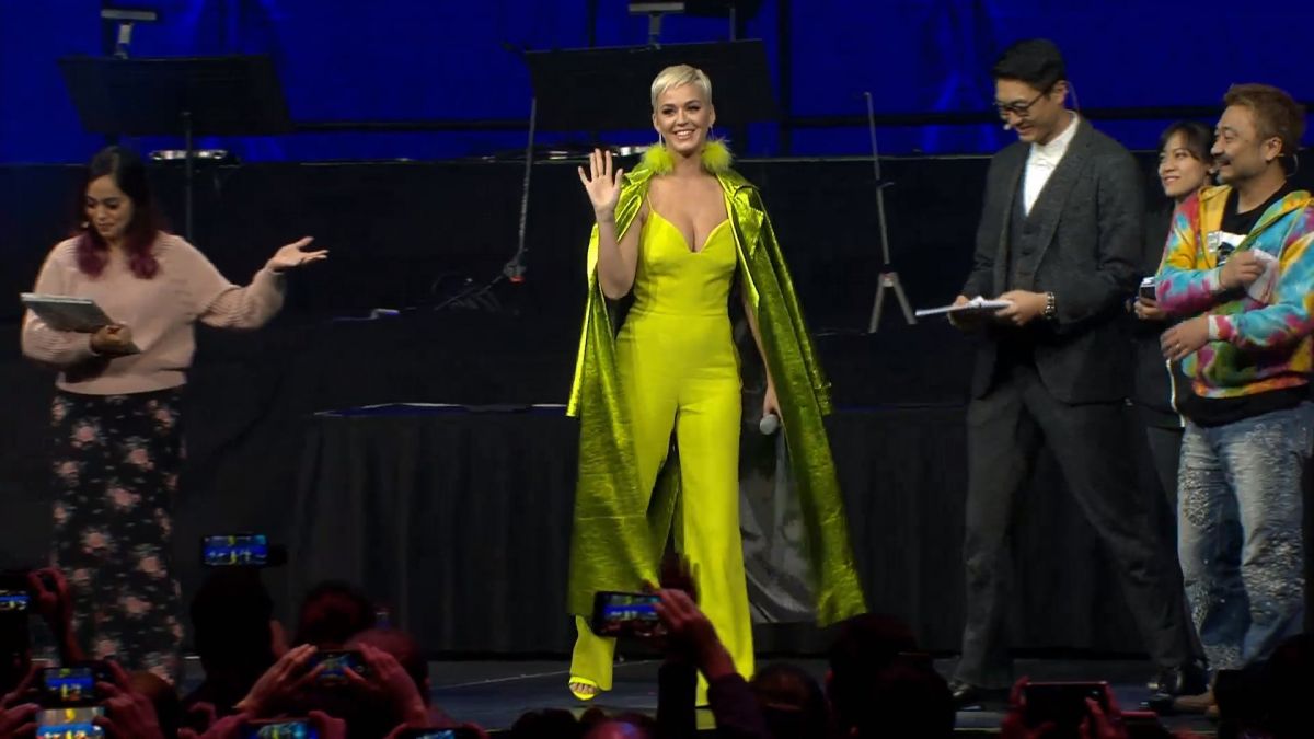 KATY PERRY at FFBE Fan Festa 2018 in Long Beach 12/09/2018 – HawtCelebs