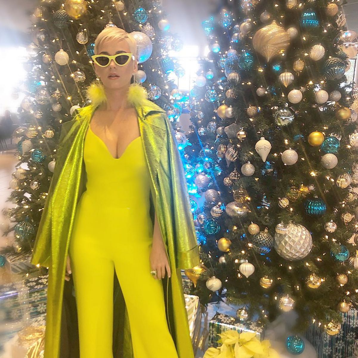 KATY PERRY at FFBE Fan Festa 2018 in Long Beach 12/09/2018 – HawtCelebs