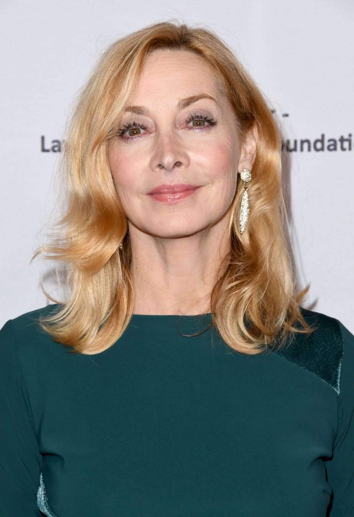 SHARON LAWRENCE at American Ballet Theatre’s Holiday Benefit in Beverly ...