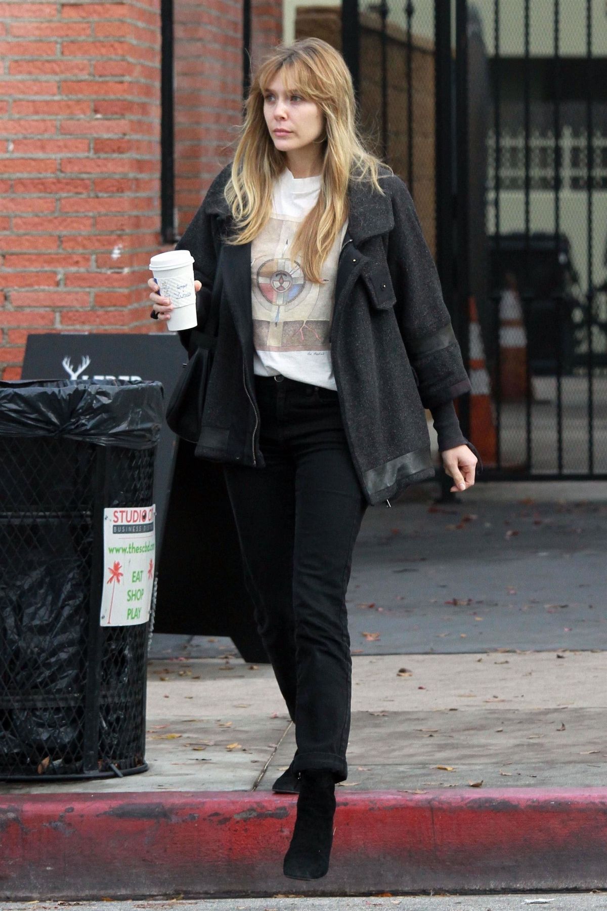 ELIZABETH OLSEN at Alfred’s Coffee in Studio City 01/18/2019 – HawtCelebs