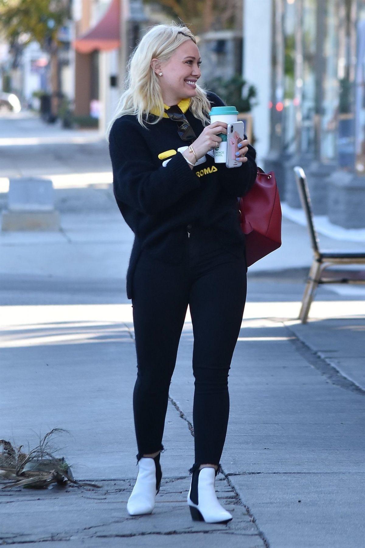 HILARY DUFF at Sweet Butter Kitchen in Sherman Oaks 01/22/2019 – HawtCelebs