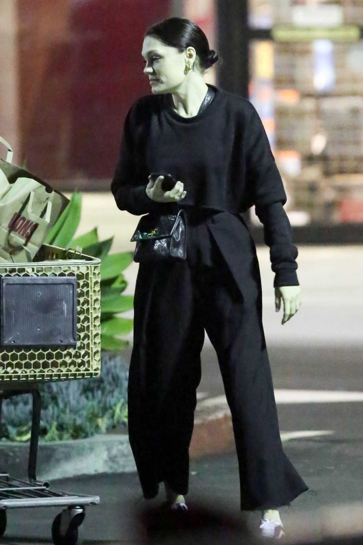 JESSIE J Out in Los Angeles 01/17/2019 – HawtCelebs