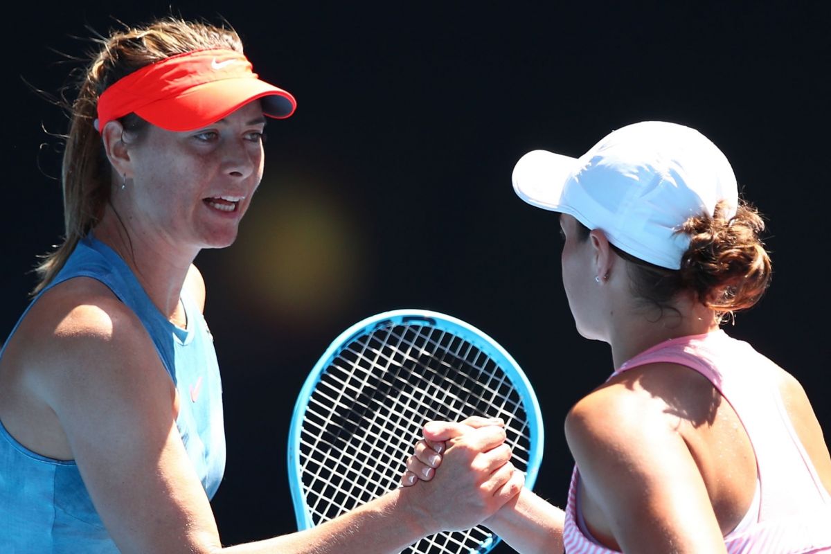MARIA SHARAPOVA vs ASHLEIGH BARTY at 2019 Australian Open at Melbourne ...