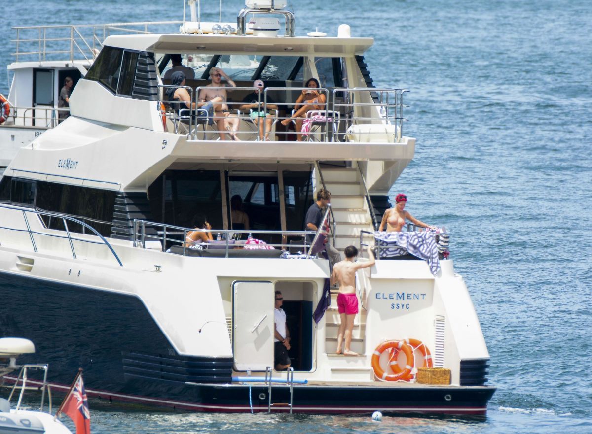 HALSEY at a Yacht on Sydney Harbour 02/17/2019 – HawtCelebs
