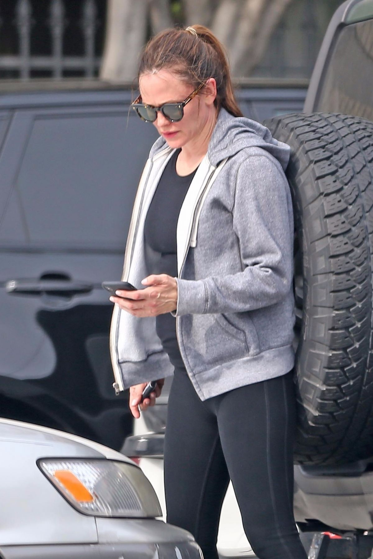 JENNIFER GARNER at Boxing Class in Los Angeles 03/19/2019 – HawtCelebs