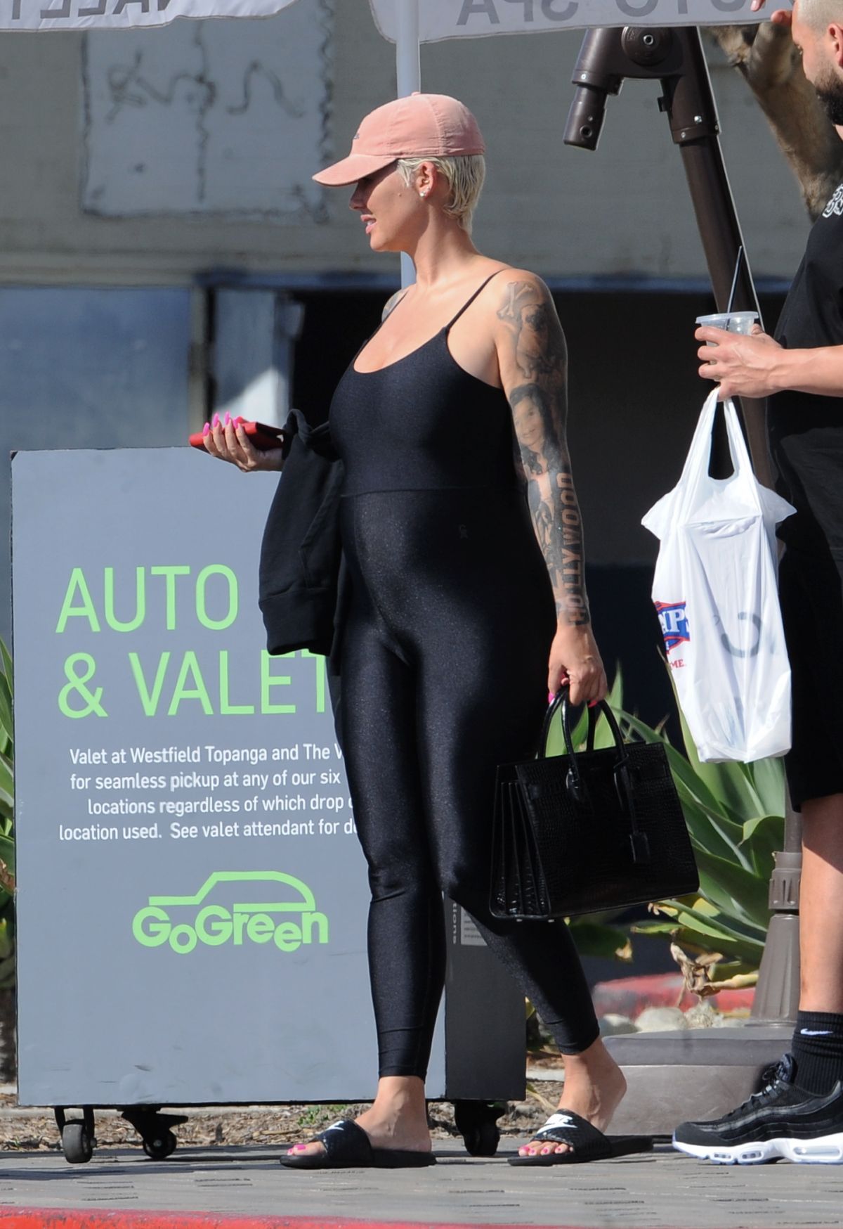 Pregnant AMBER ROSE in Tights at Cheesecake Factory in Los Angeles 04 ...