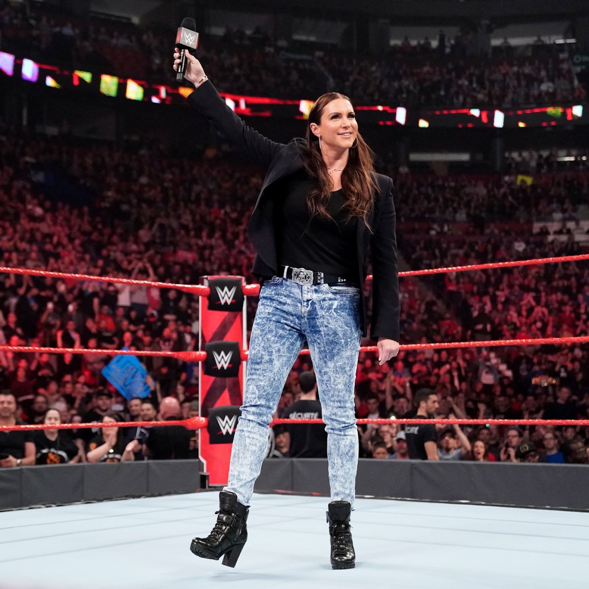 WWE – Raw Digitals 04/15/2019 – HawtCelebs