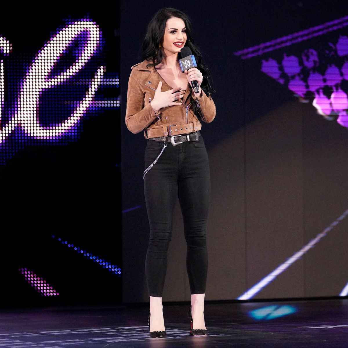 WWE – Smackdown Live 04/16/2019 – HawtCelebs