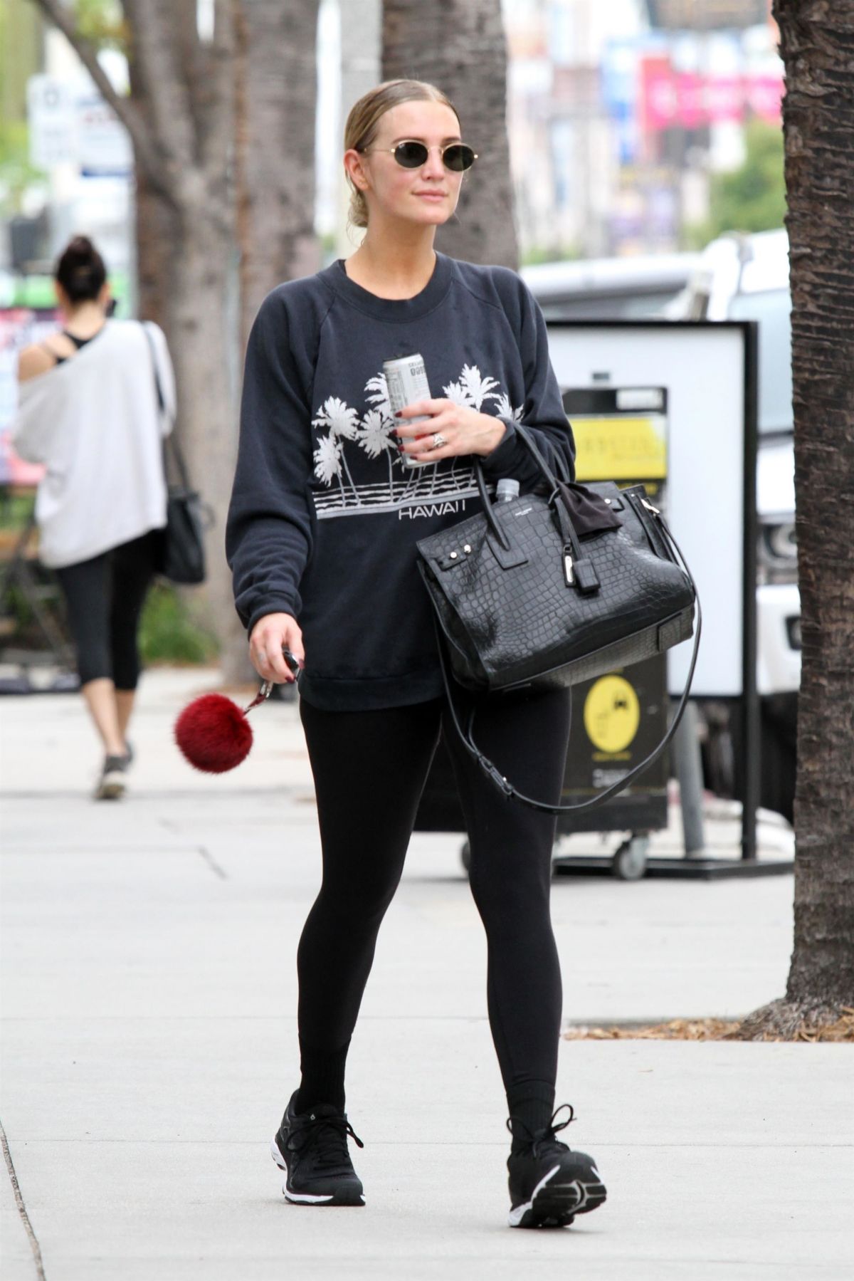 ASHLEE SIMPSON Out and About in Los Angeles 05/07/2019 – HawtCelebs