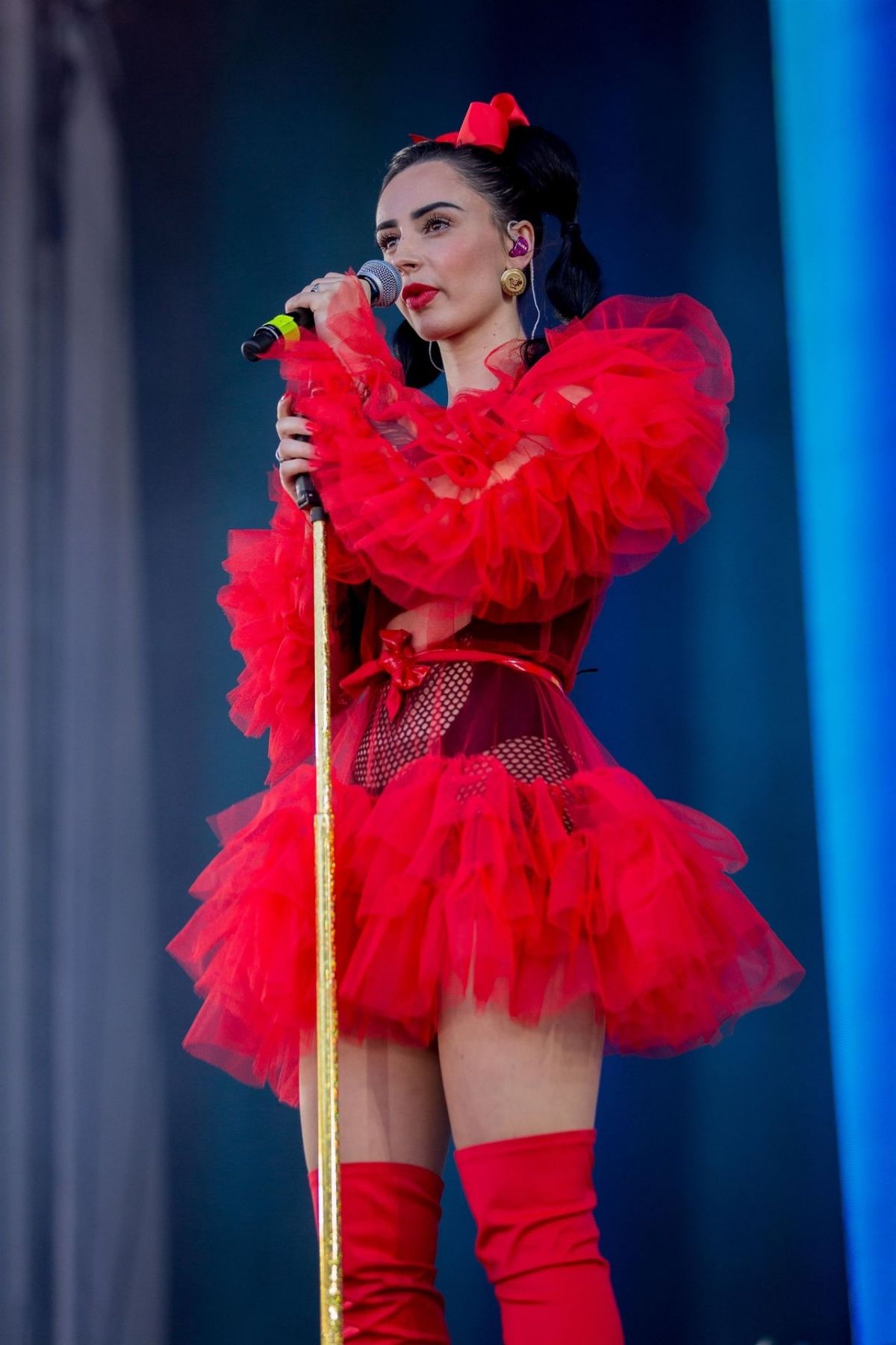 ILIRA GASHI Performs at PxP Festival 06/01/2019 – HawtCelebs