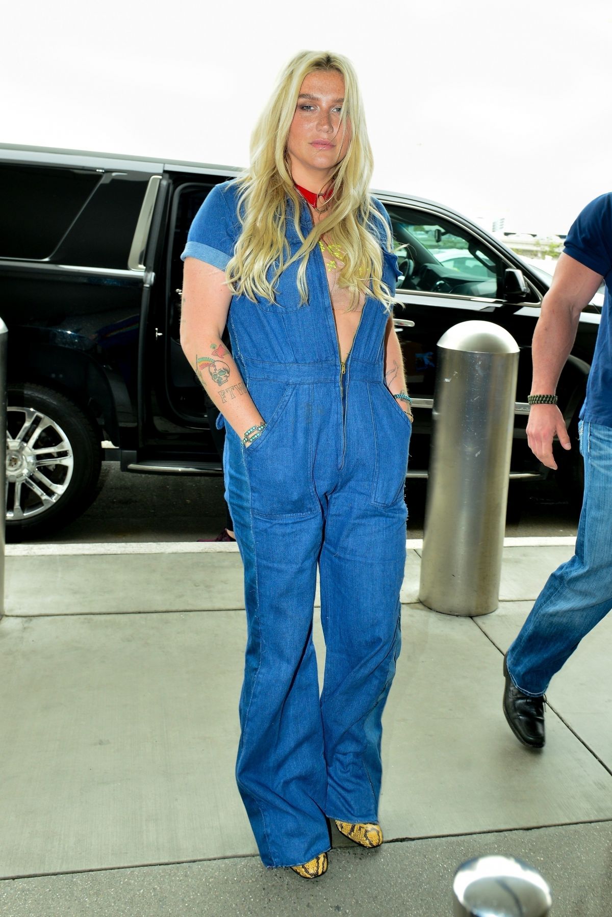 KESHA SEBERT at LAX Airport in Los Angeles 05/31/2019 – HawtCelebs