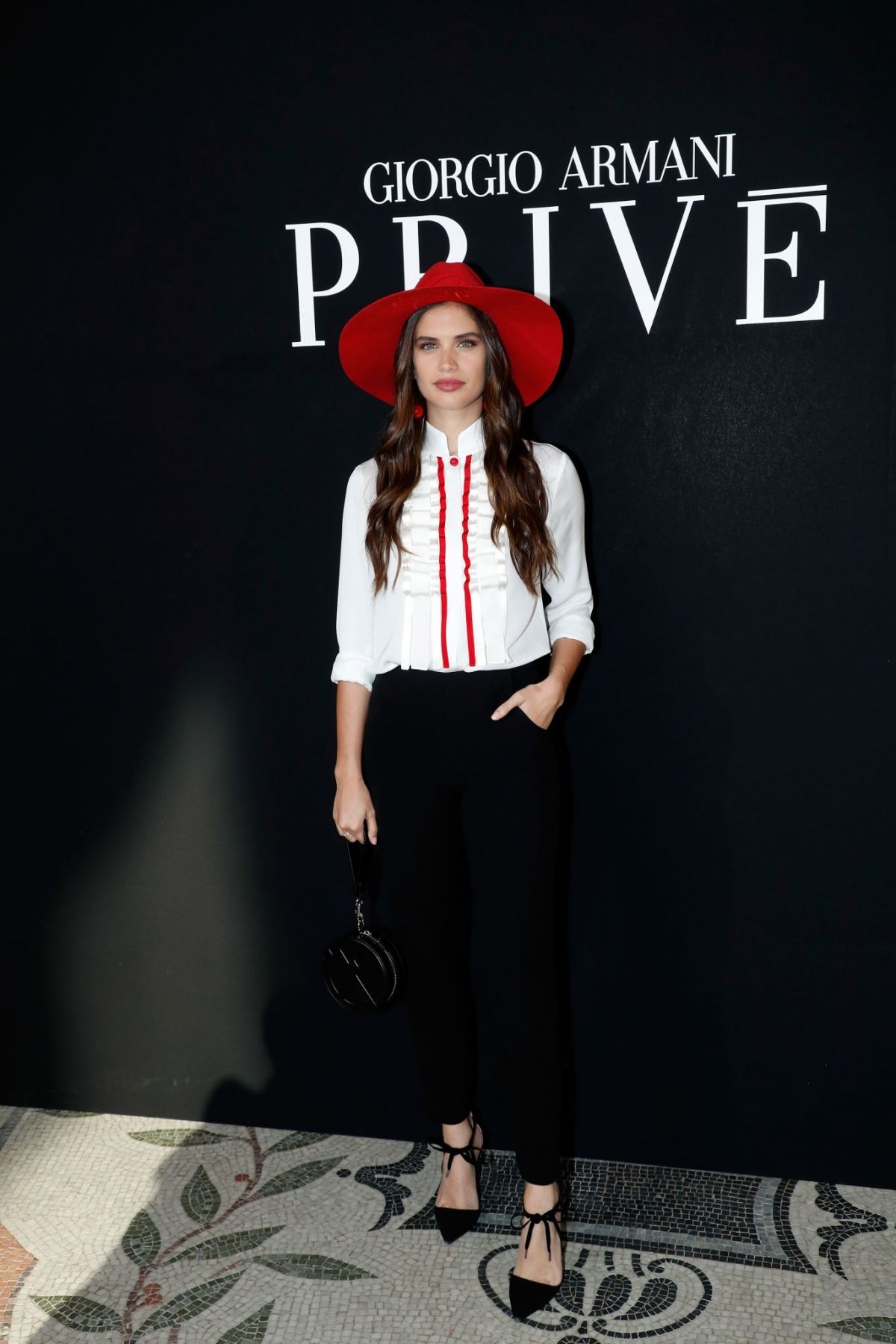 SARA SAMPAIO at Giorgio Armani Prive Haute Couture Fall/Winter 2019/ ...