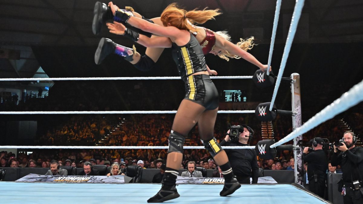 WWE – Stomping Grounds 2019 – HawtCelebs