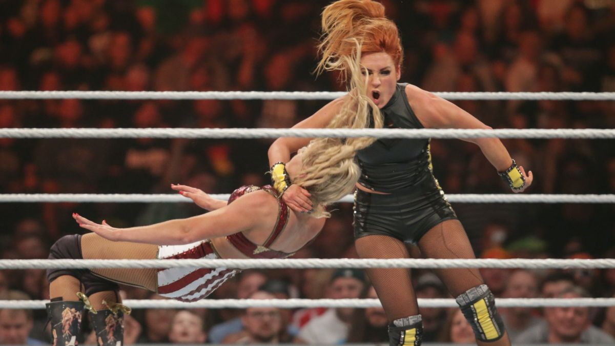 WWE – Stomping Grounds 2019 – HawtCelebs