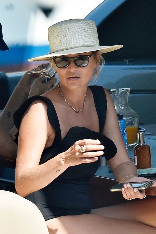 Kate Moss – Page 17 – HawtCelebs