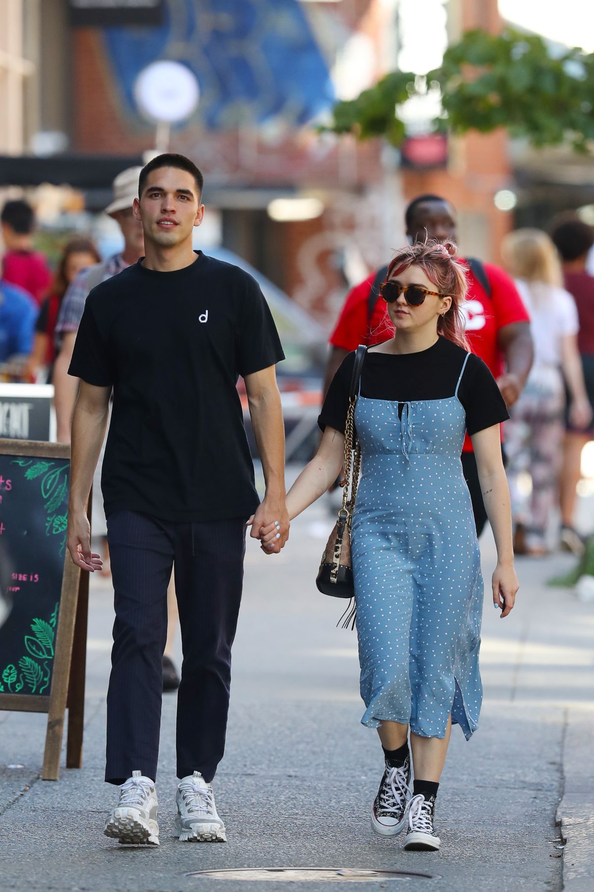 MAISIE WILLIAMS and Reuben Selby Out in New York 08/29/2019 – HawtCelebs