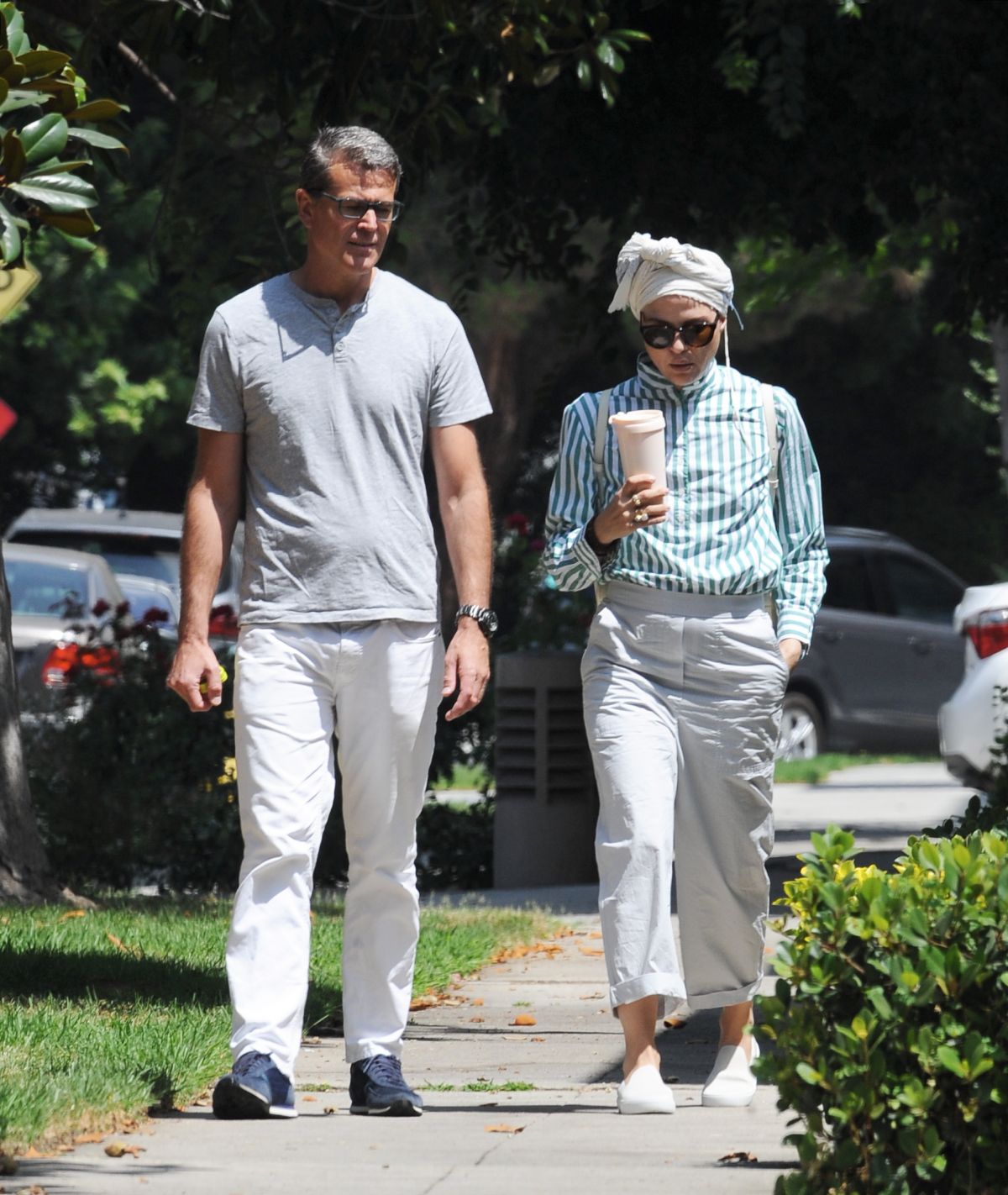 SELMA BLAIR and David Price Out in Studio City 08/07/2019 – HawtCelebs