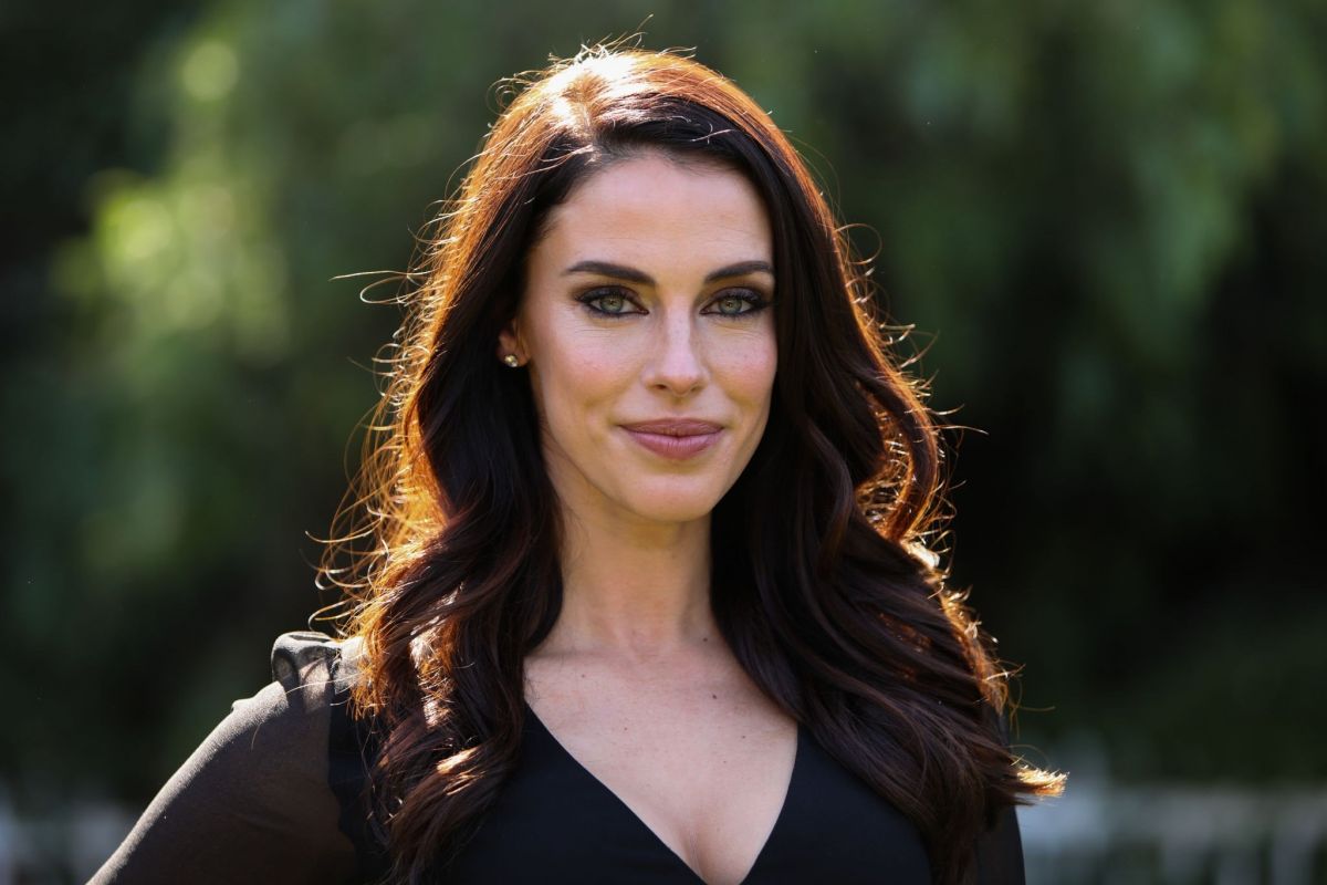 JESSICA LOWNDES at Hallmark’s Home & Family 10/01/2019 – HawtCelebs
