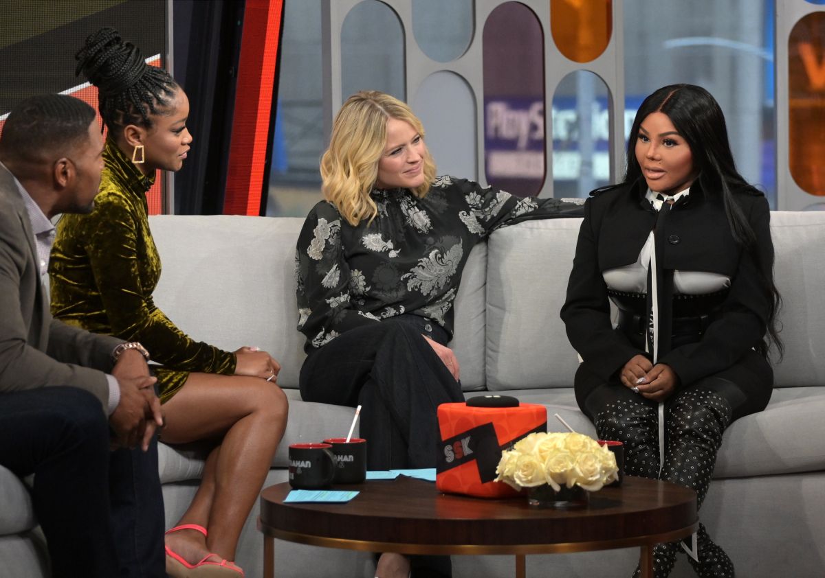 LIL’ KIM at Strahan, Sara & Keke Show in New York 10/09/2019 – HawtCelebs
