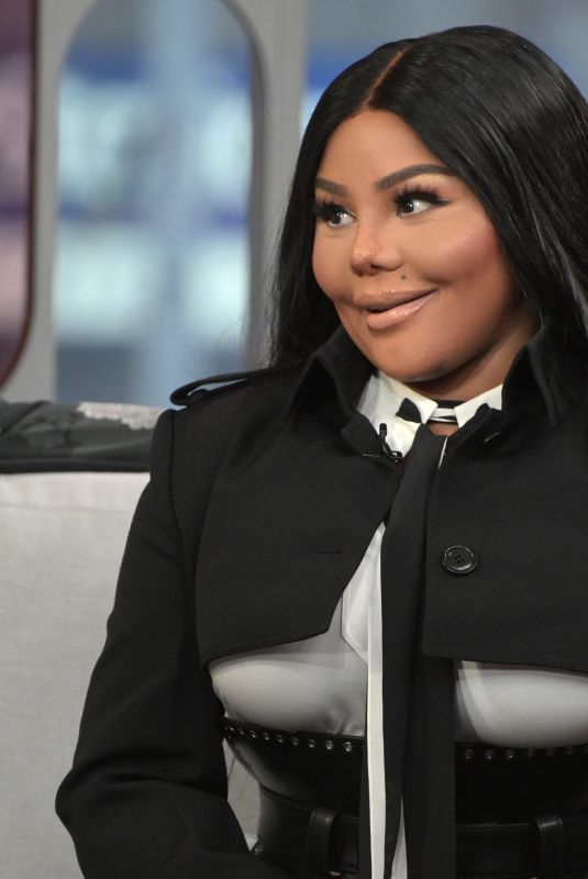 LIL’ KIM at Strahan, Sara & Keke Show in New York 10/09/2019 – HawtCelebs
