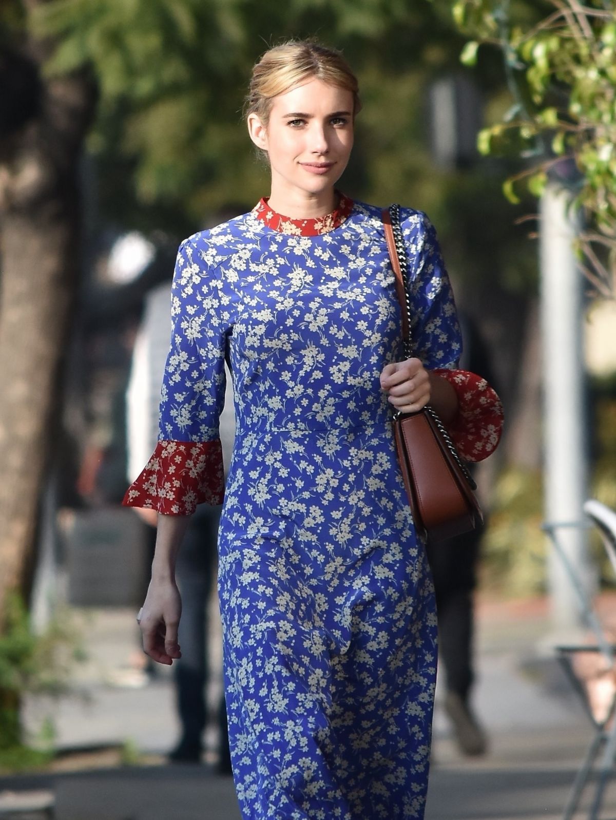 EMMA ROBERTS Heading to Blue Bottle Coffee Shop in Los Feliz 12/13/2019 ...