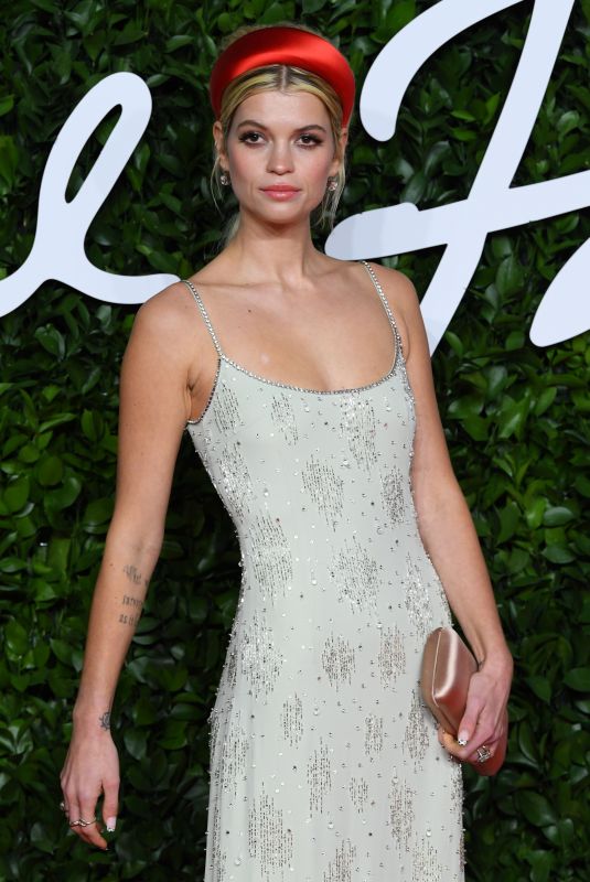 PIXIE GELDOF at Fashion Awards 2019 in London 12/02/2019 – HawtCelebs
