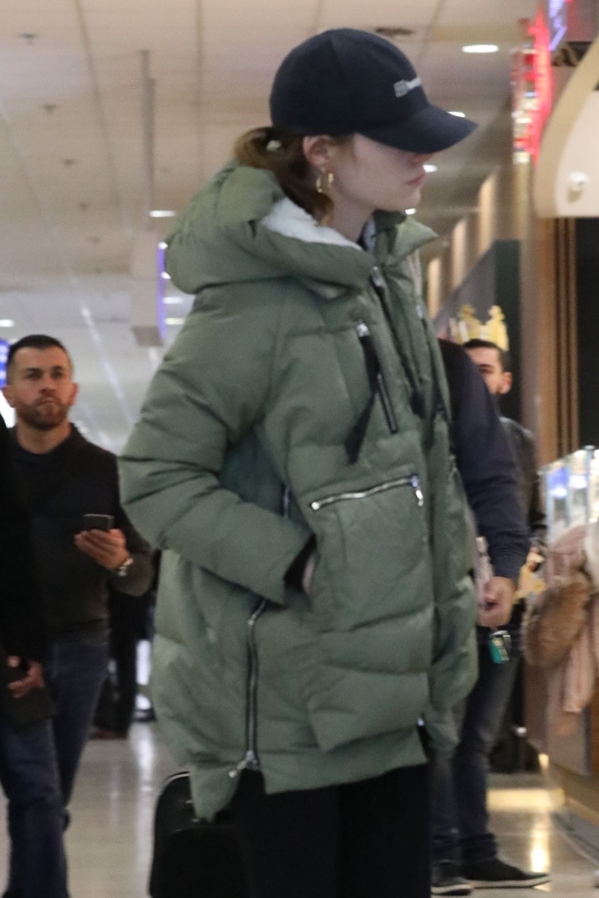 EMMA STONE Arrives at Athens International Airport 01/27/2020 – HawtCelebs