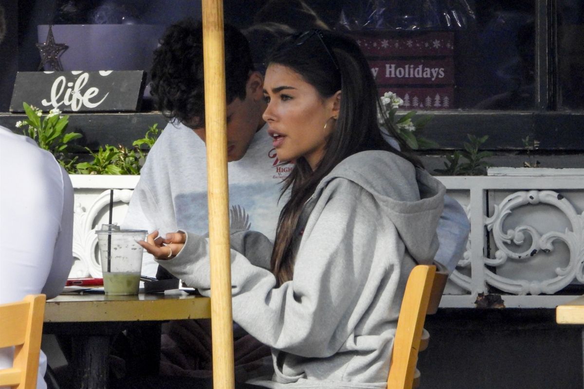 MADISON BEER Out for Lunch at Toast in Los Angeles 01/02/2020 – HawtCelebs