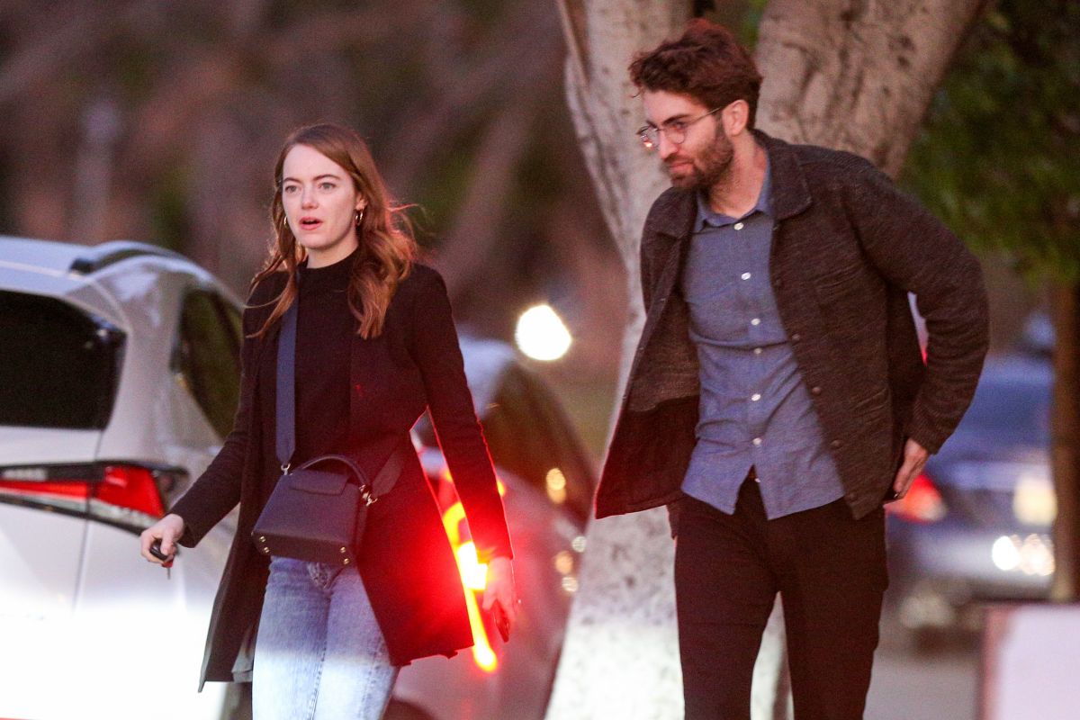 EMMA STONE Leaves a Restaurant in Los Angeles 02/26/2020 – HawtCelebs