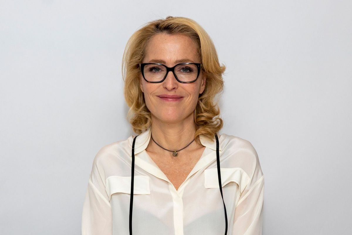 GILLIAN ANDERSON at The Crown, TV Show Photocall in London 03/02/2020 ...