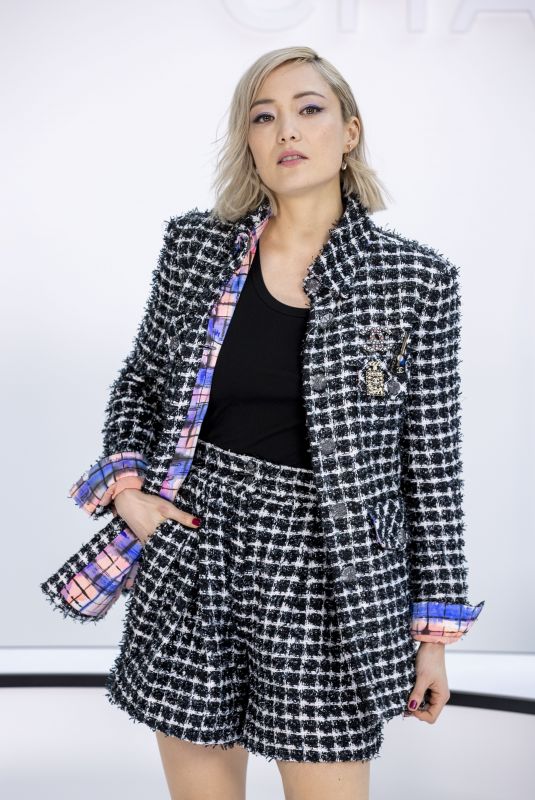 POM KLEMENTIEFF at Chanel Show at Paris Fashion Week 03/03/2020 ...