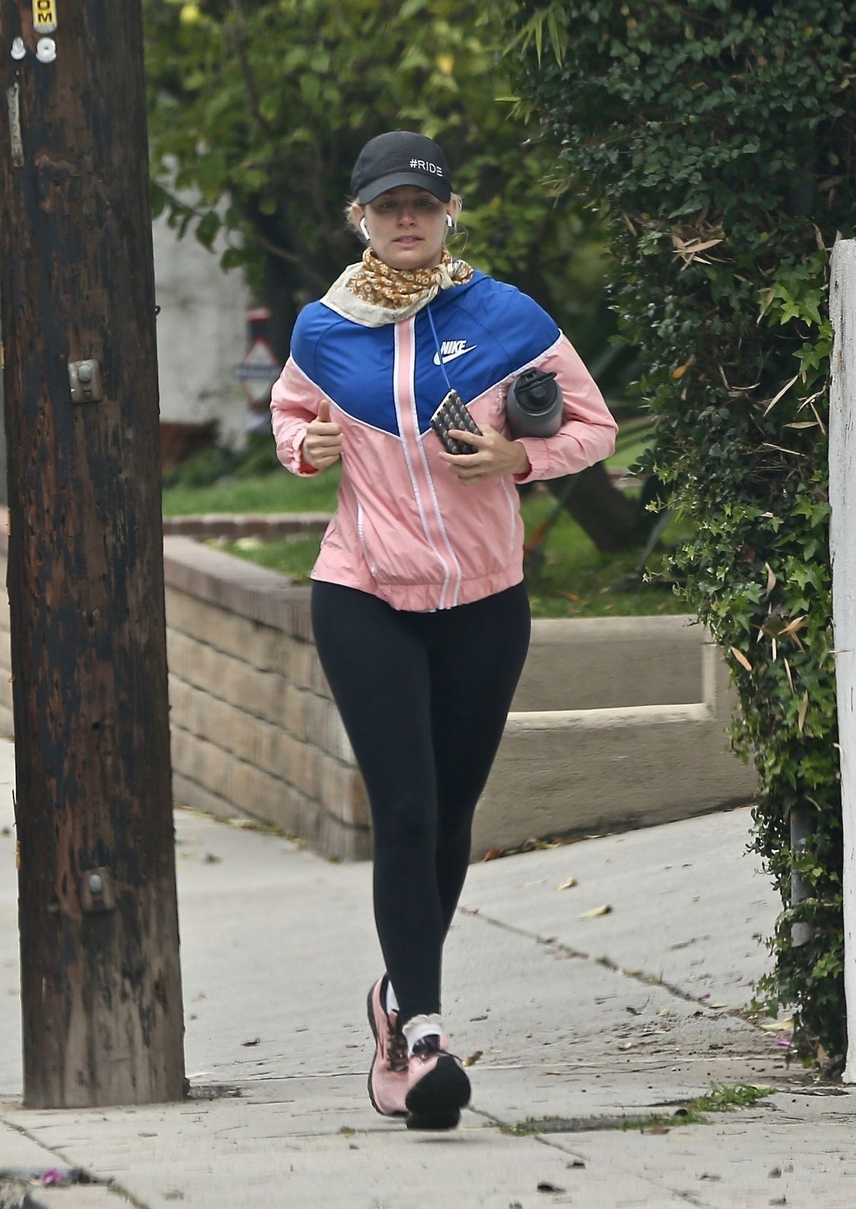 BETH BEHRS Out Jogging in Los Angeles 04/13/2020 – HawtCelebs
