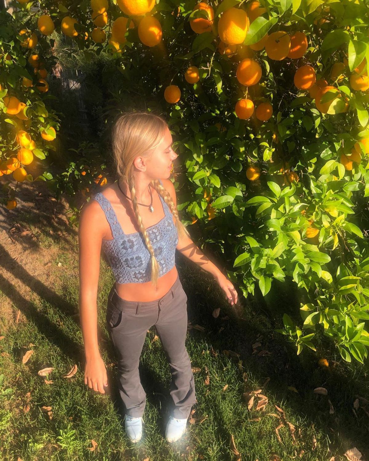 EMILY SKINNER – Instagram Photos 05/16/2020 – HawtCelebs