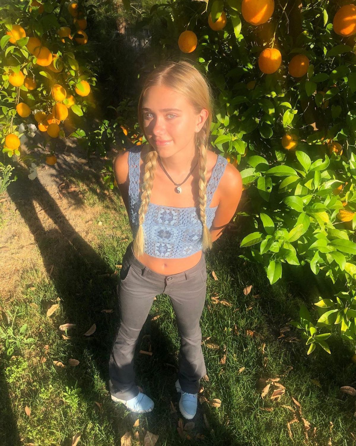 EMILY SKINNER – Instagram Photos 05/16/2020 – HawtCelebs