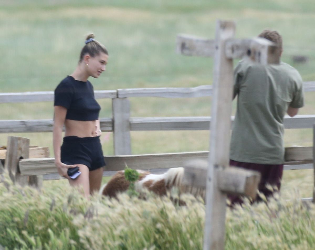 HAILEY and Justin BIEBER Out at National Park in Utah 06/06/2020 ...