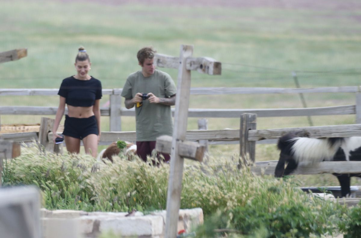 HAILEY and Justin BIEBER Out at National Park in Utah 06/06/2020 ...