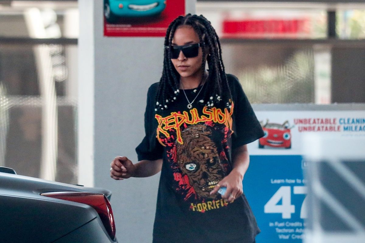 TINASHE Driving Her Ferrari Out in Beverly Hills 06/18/2020 – HawtCelebs