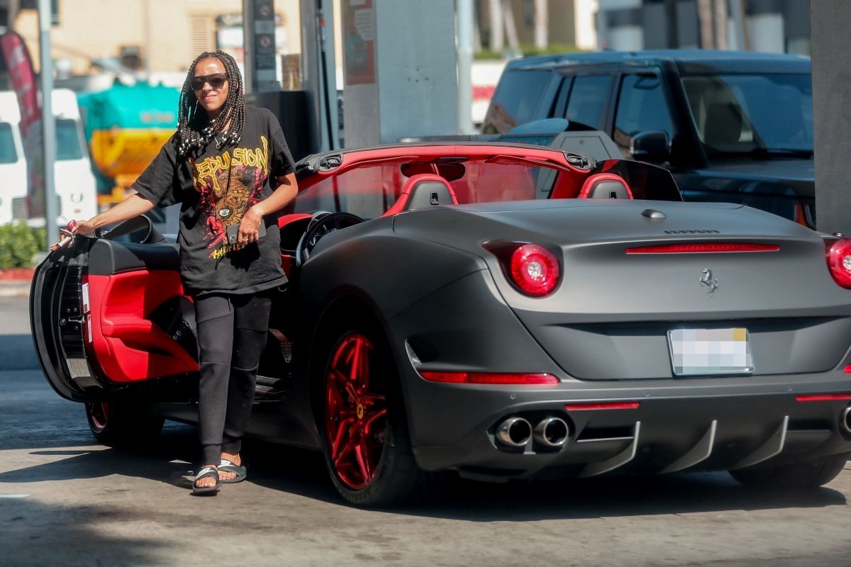 TINASHE Driving Her Ferrari Out in Beverly Hills 06/18/2020 – HawtCelebs