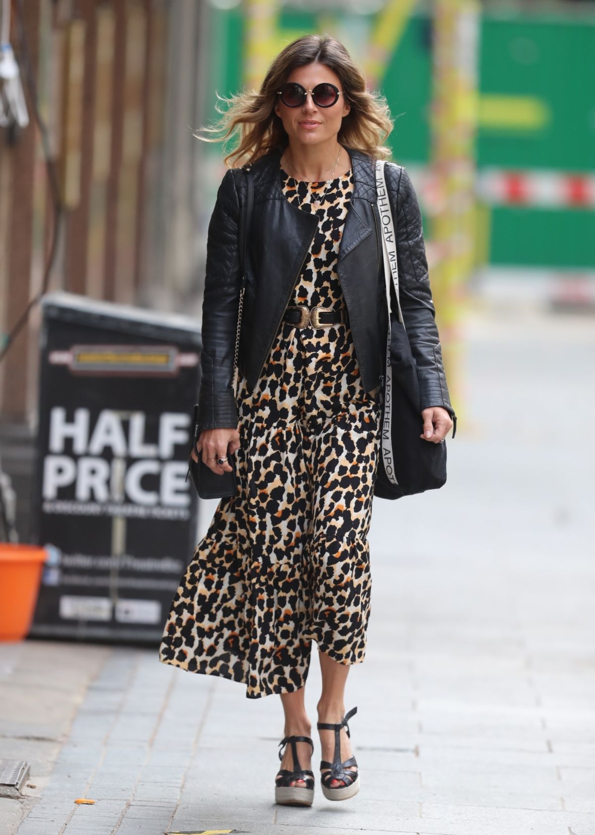 ZOE HARDMAN Arrives at Global Radio in London 06/07/2020 – HawtCelebs