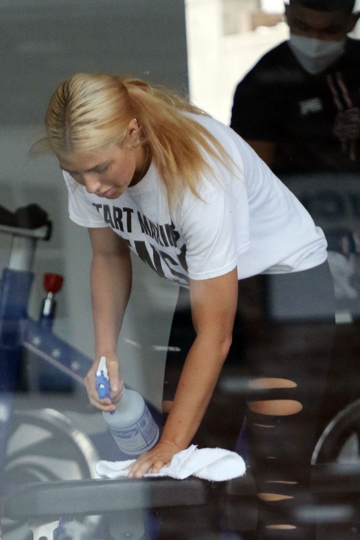 EMMA SLATER Workout at a Gym in Los Angeles 07/01/2020 – HawtCelebs